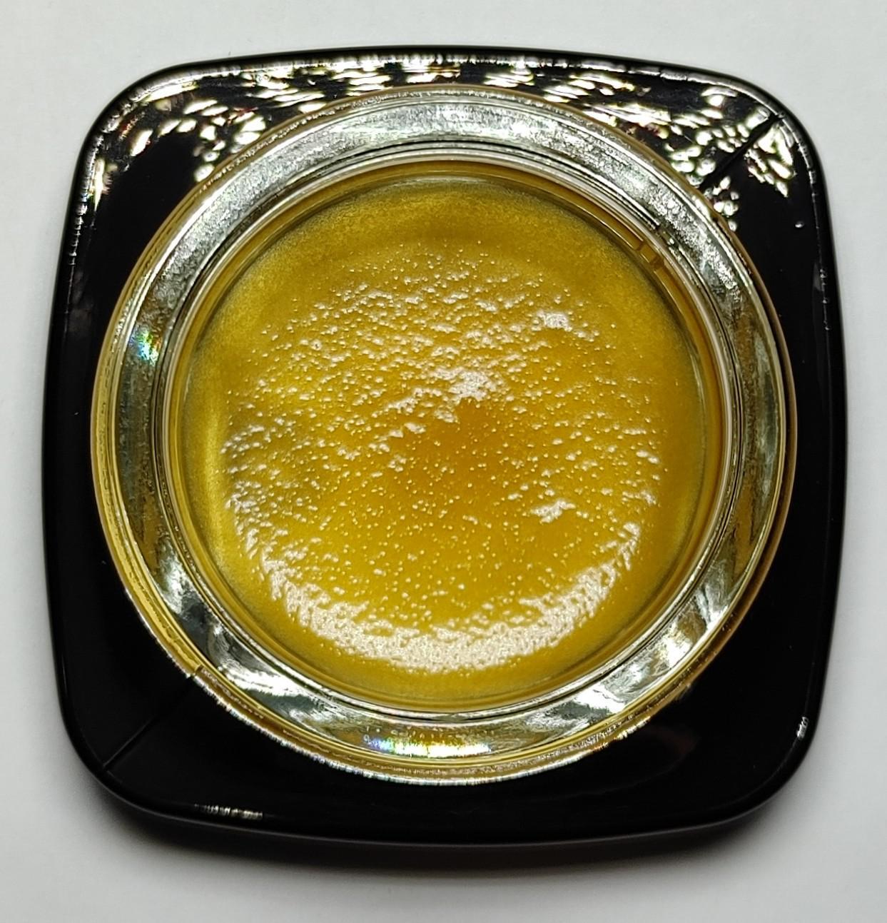 Cannabis Concentrates | Marijuana Extracts - Emerald Field
